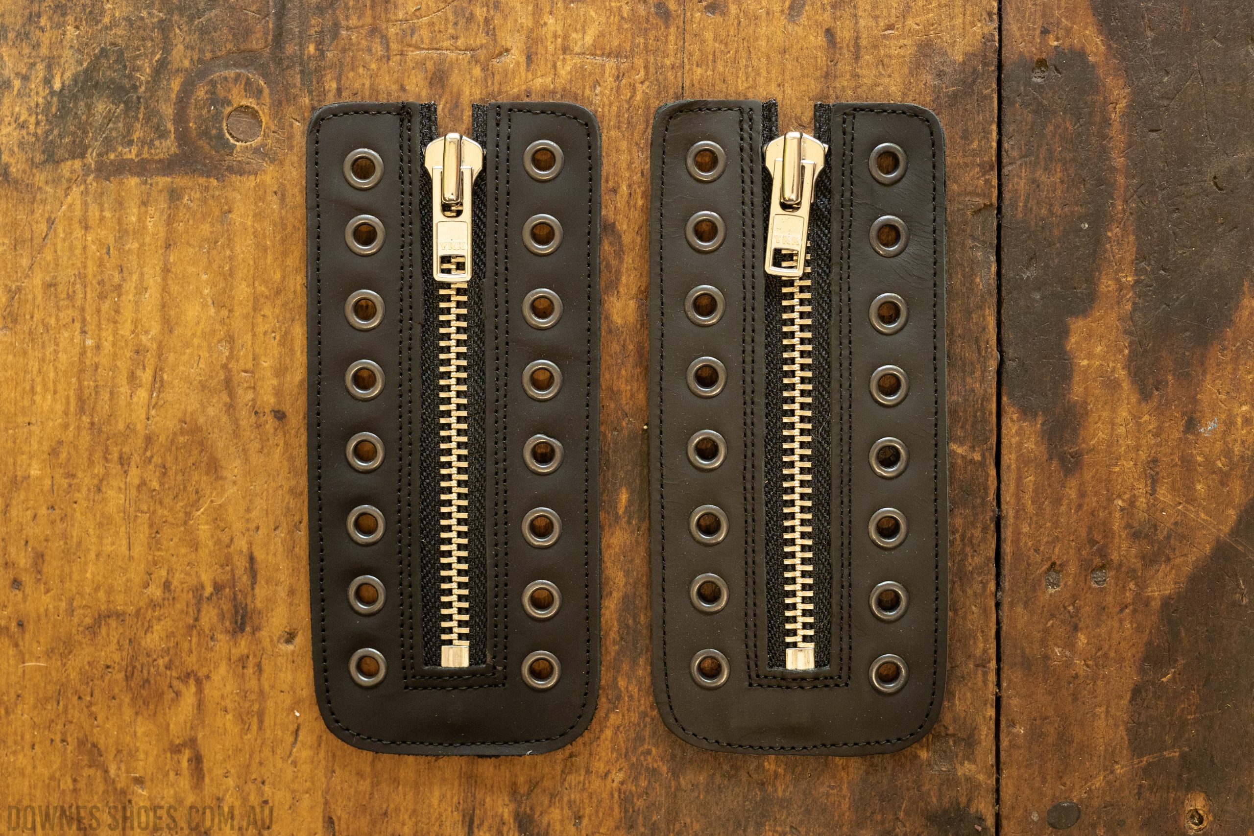 Solovair 8 Eye Zip Guard Black Greasy — Downes