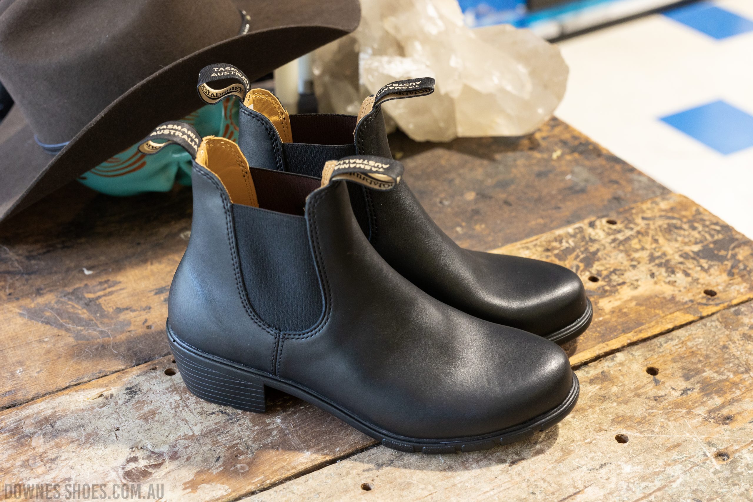 Blundstone 1671 Black Heeled Chelsea Boots — Downes