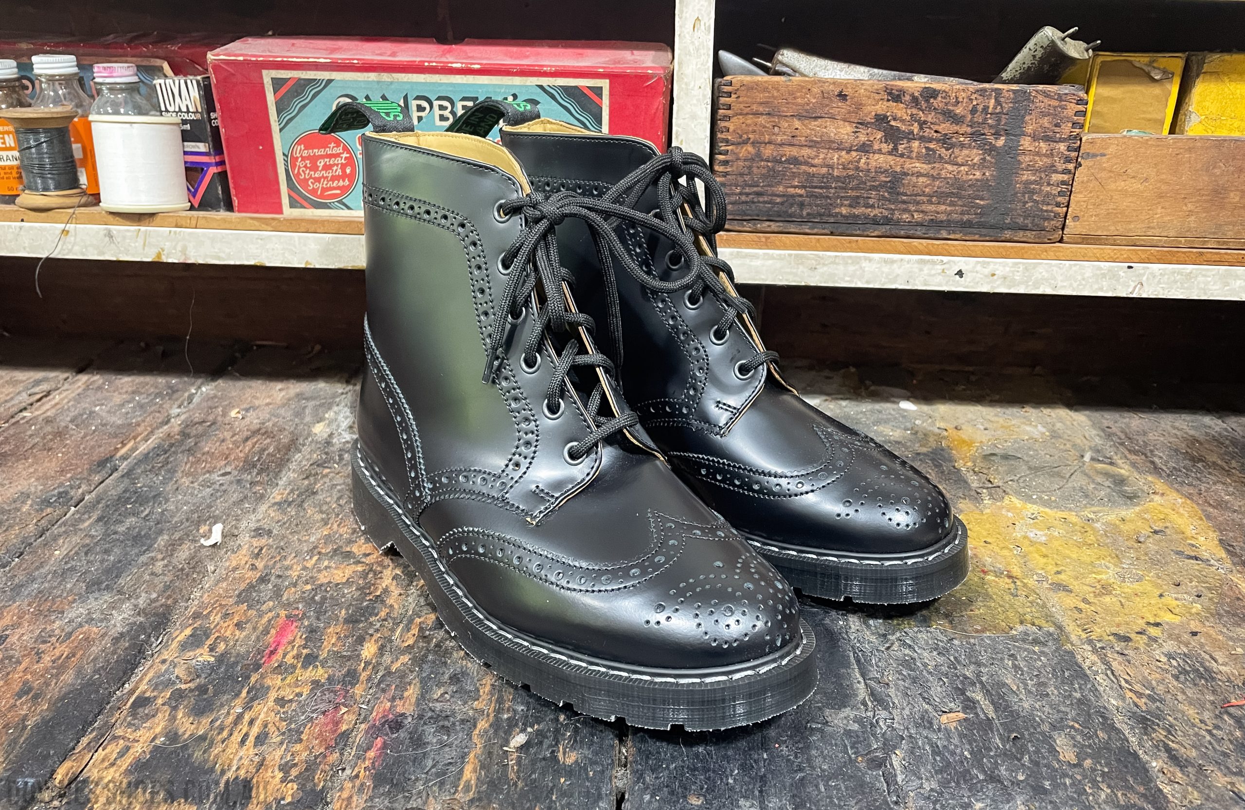 Solovair Black Hi-Shine 6 Eye Derby Brogue Boot — Downes